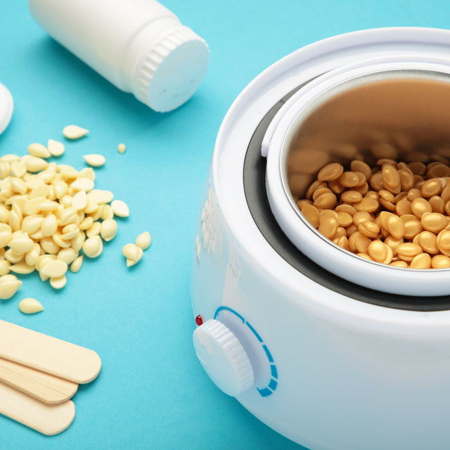 Should I Shower Before Or After Waxing? (Beginners Guide) – BELLA VERDE